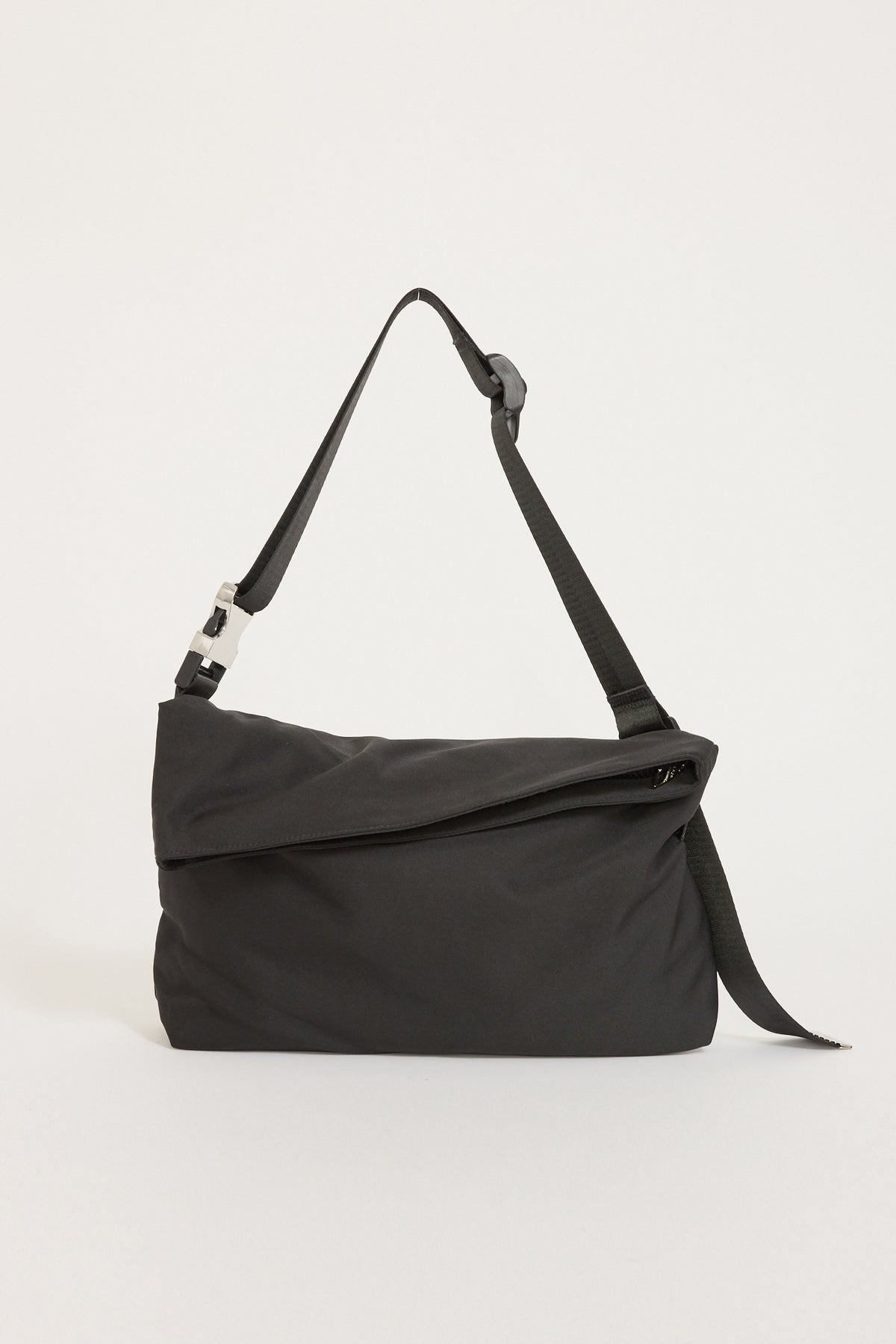 ARCS Gravity Bag Black | Maplestore