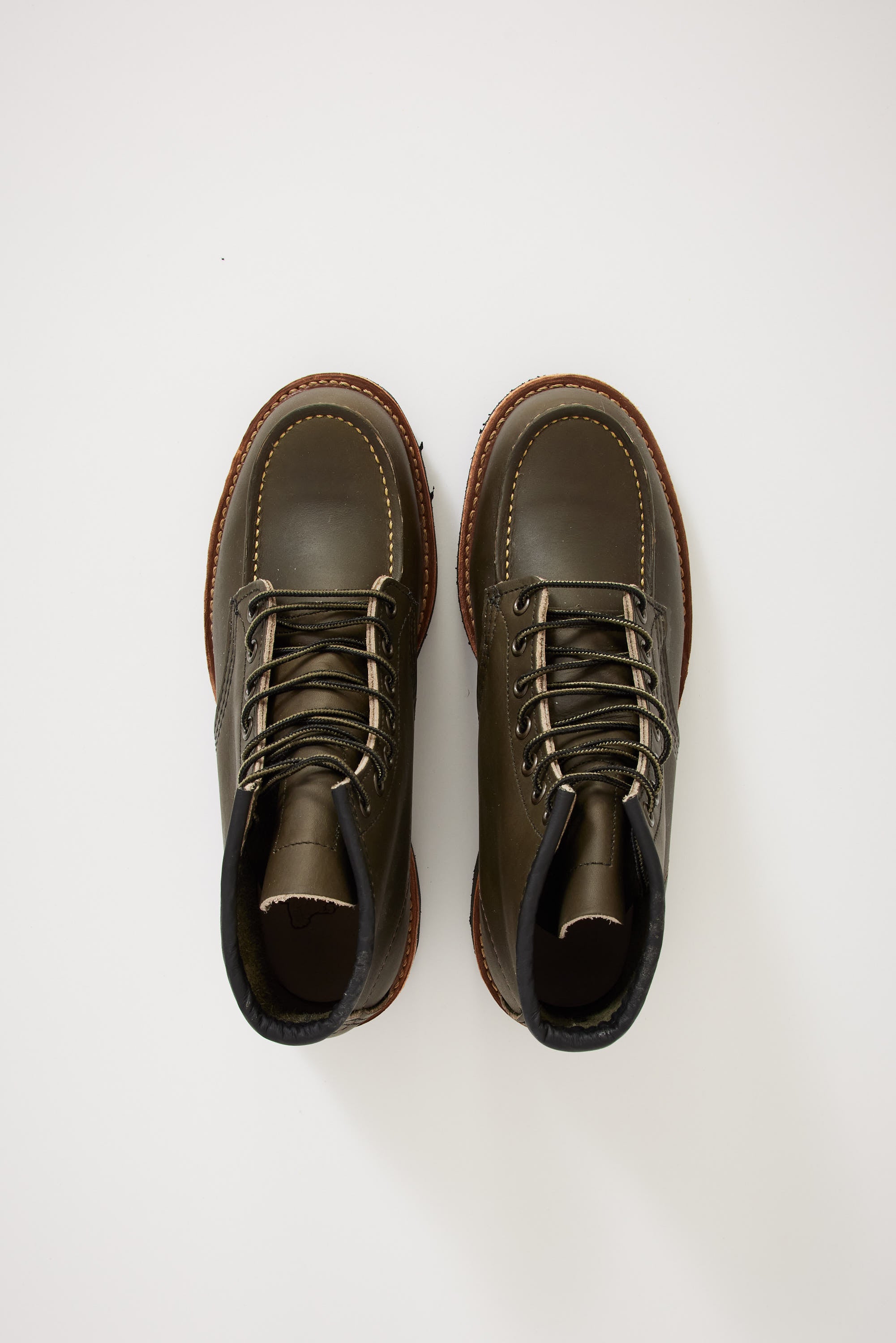 Red Wing 8828 Moc Toe Boots Alpine Portage | Maplestore