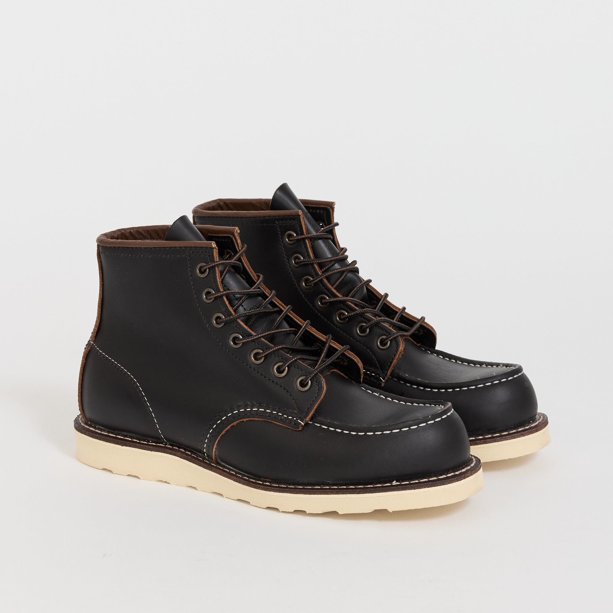 8849 Classic Moc Black Prairie | Red Wing Mens Footwear | Maplestore