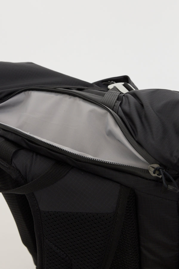 Salomon ACS Daypack 20 Black | Maplestore