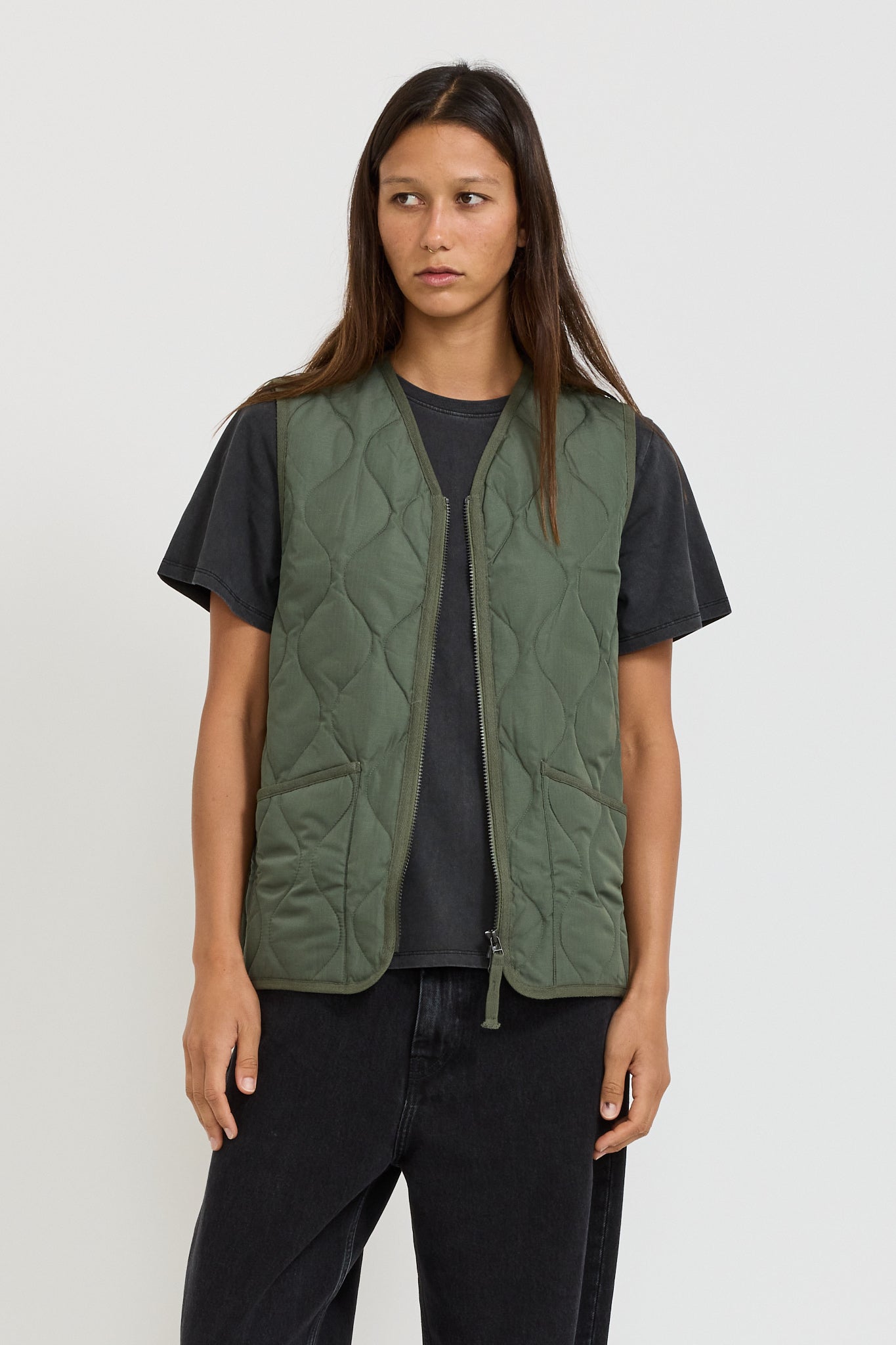 Taion Women's Military Zip V Neck Down Vest Olive | Maplestore