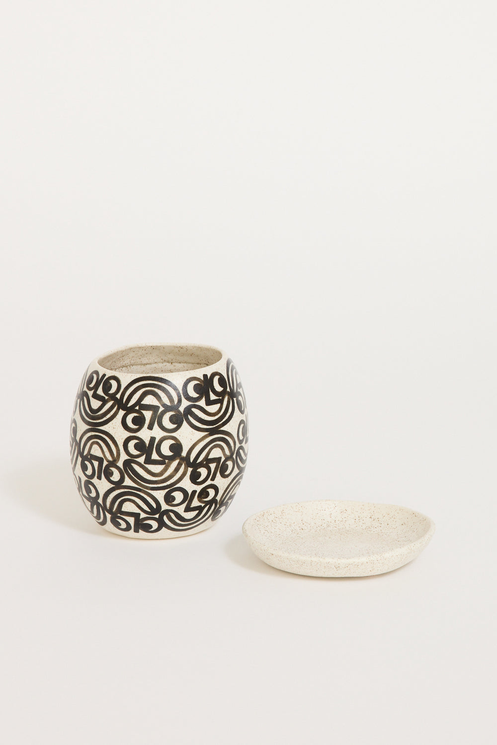 Rittle Smile Planter | Maplestore